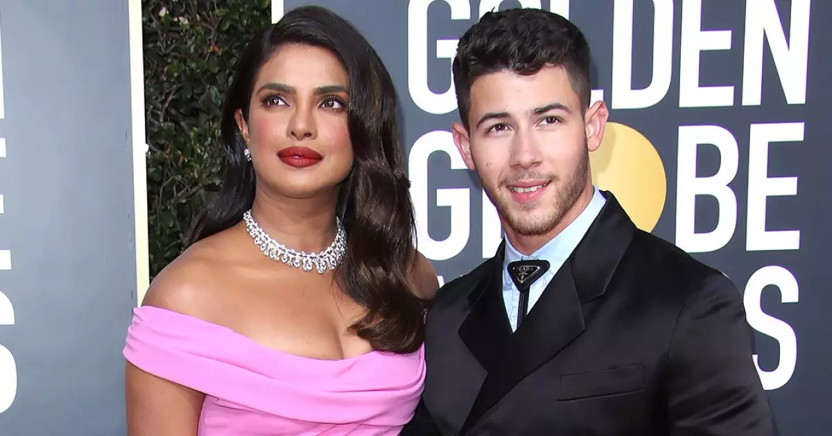 U-Nick Jonas kunye no-Priyanka Chopra Wamkelekile uMntwana onguNombolo we-1 nge-Surrogate