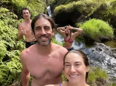 Shailene Woodley e Aaron Rodgers sepáranse: 