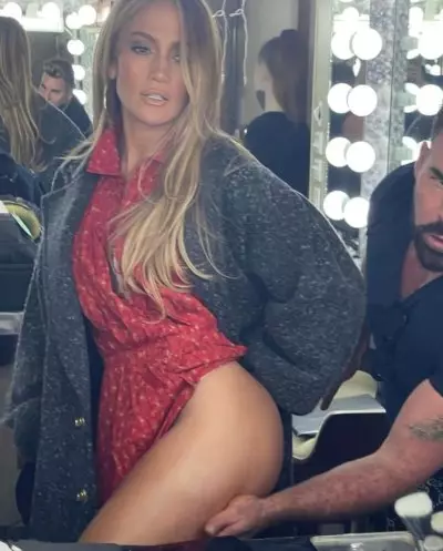 Jennifer Lopez sorprende as fotos sensuais ambientadas despois da escapada a Montana con Ben Affleck