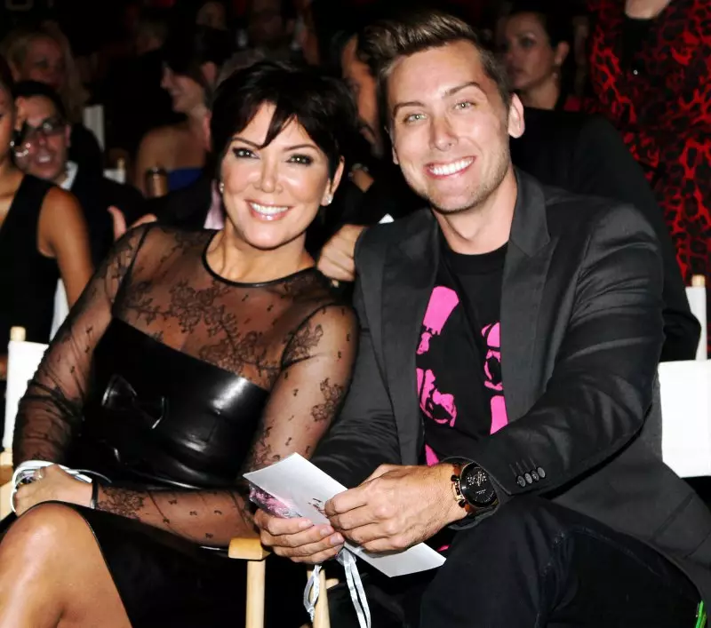 Saaxiibtinimada Celeb ee la yaabka leh Kris Jenner Lance Bass