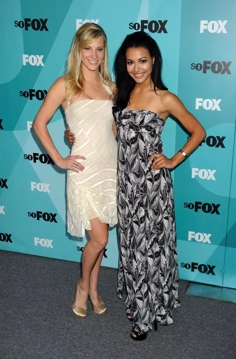 Heather Morris pleatst earbetoan op Naya Rivera's jierdei nei de dea