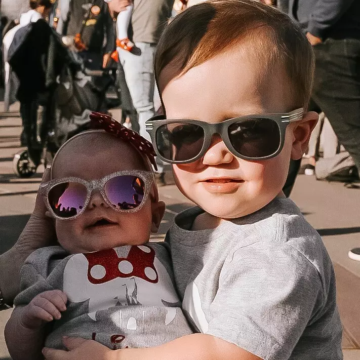 Jackson dan Lilah Roloff adalah Anak Keren di Disneyland