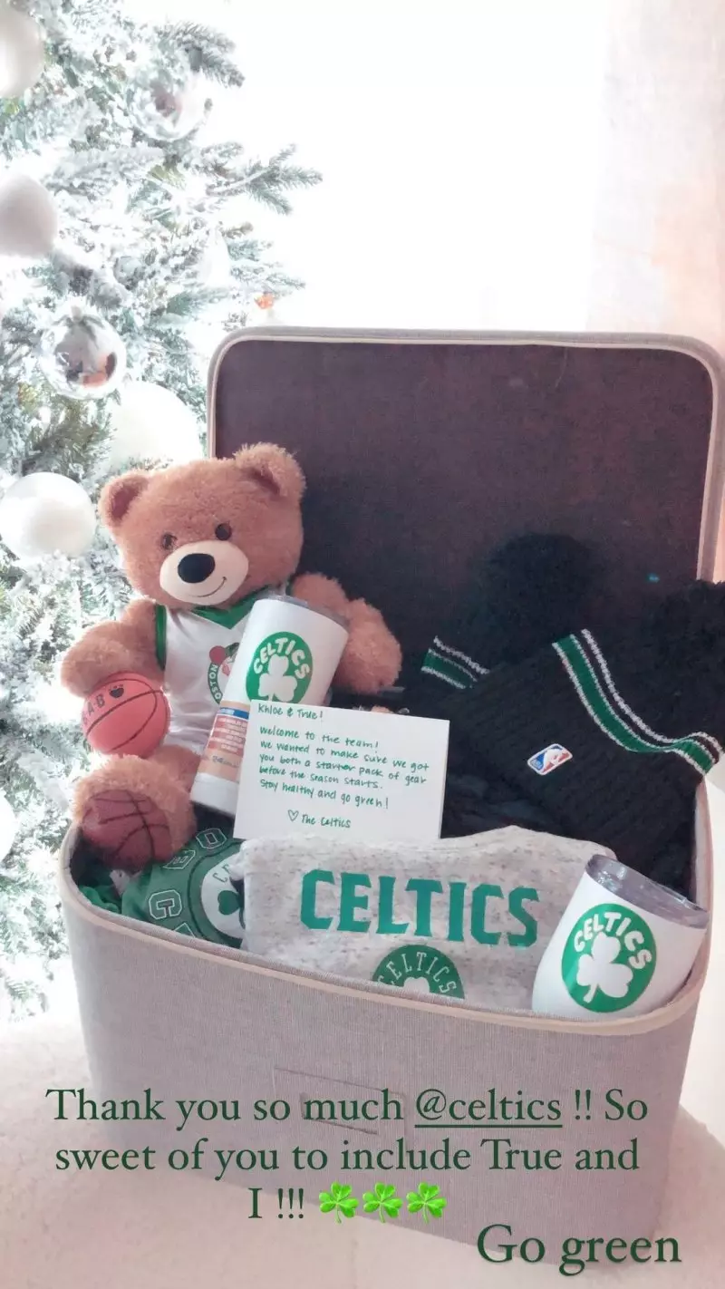 Քլոե Քարդաշյանն ու True Receive Celtics Swag-ը Տրիստանի համար