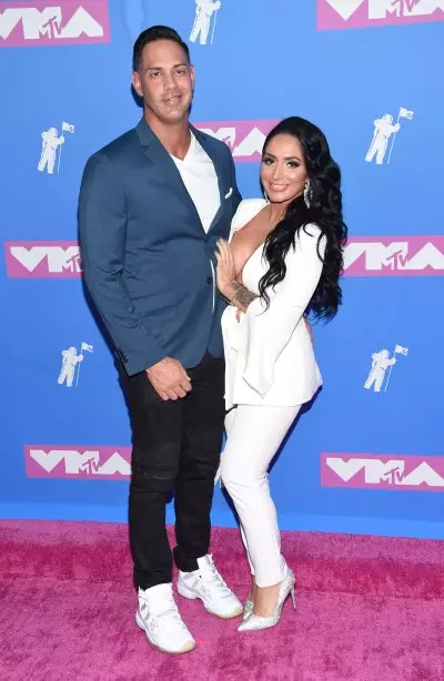 Angelina Pivarnick di Jersey Shore chiede il divorzio da Chris Larangeira 769_1