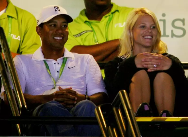 Tiger Woods thiab Elin Nordegren