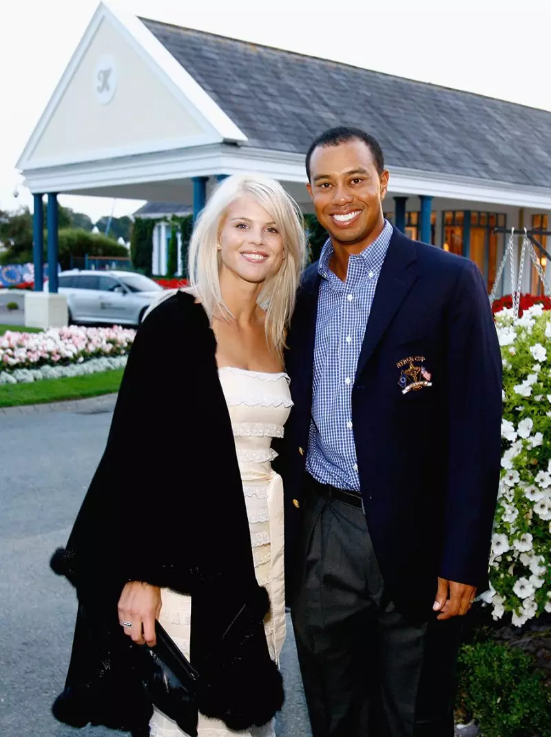 Tiger Woods i Elin Nordegren poziraju na večeri dobrodošlice 2006. Ryder Cup