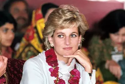 1995 yılında Pakistan'da Prenses Diana