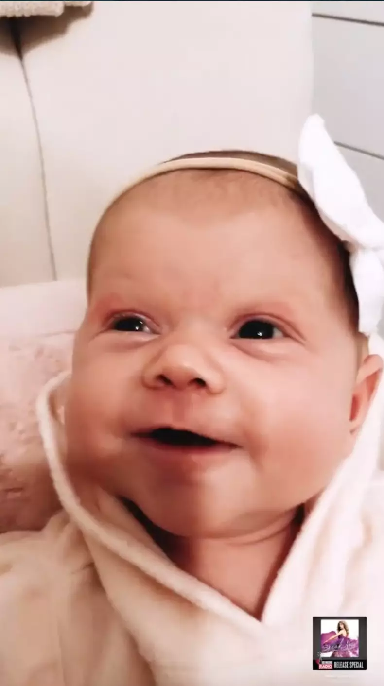 Lilah Roloff počúva Taylor Swift