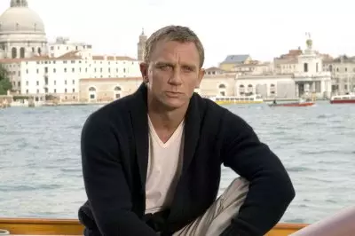 Daniel Craig Casino Royale James Bond 007 Ua pueina ata i nisi o nofoaga matagofie