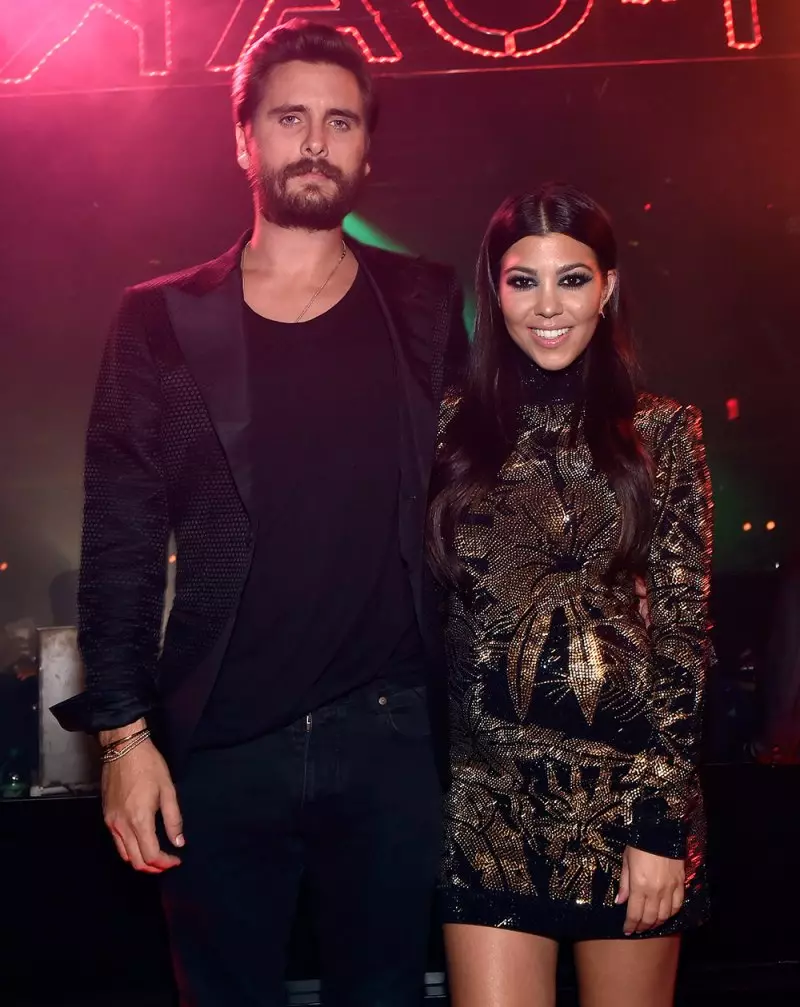 kourtney-scott-vals spelen