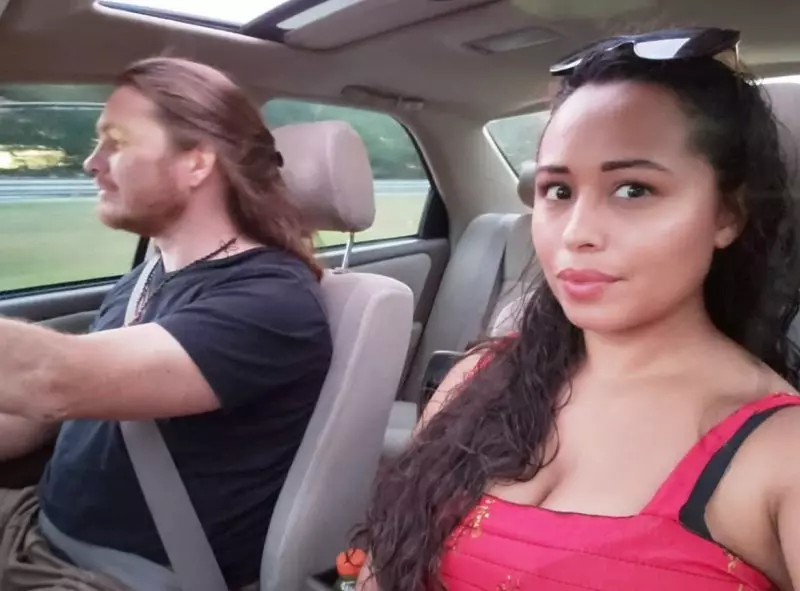 90 Day Fiance's Tania och Syngin